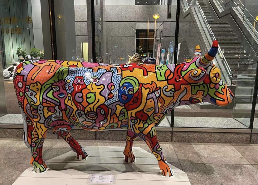 Billy The Artist prepares for Cowparade 2021 - concept artists